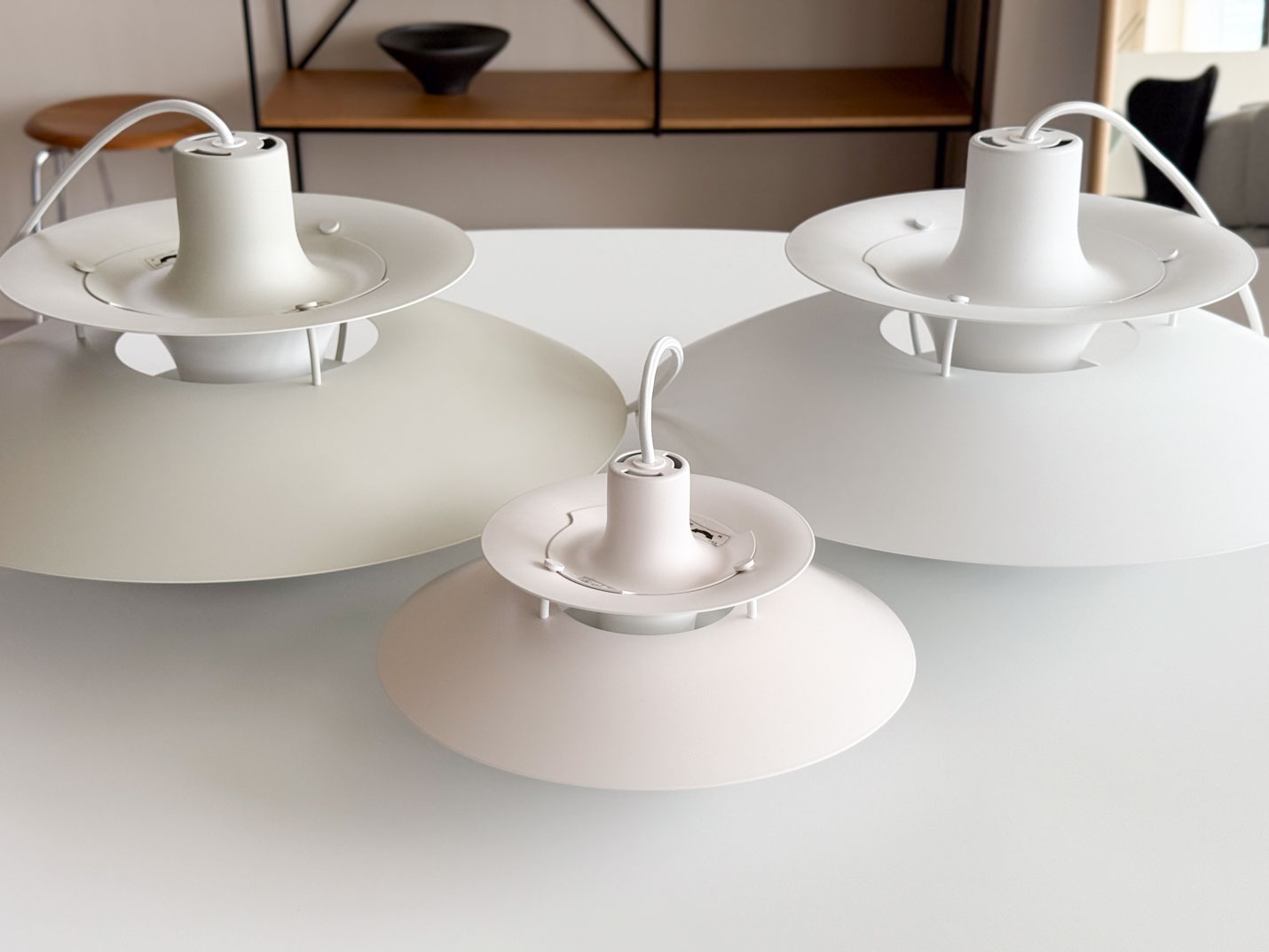 ルイスポールセンPH5モノクロームシリーズの色比較 | vanilla mag（バニラマグ）